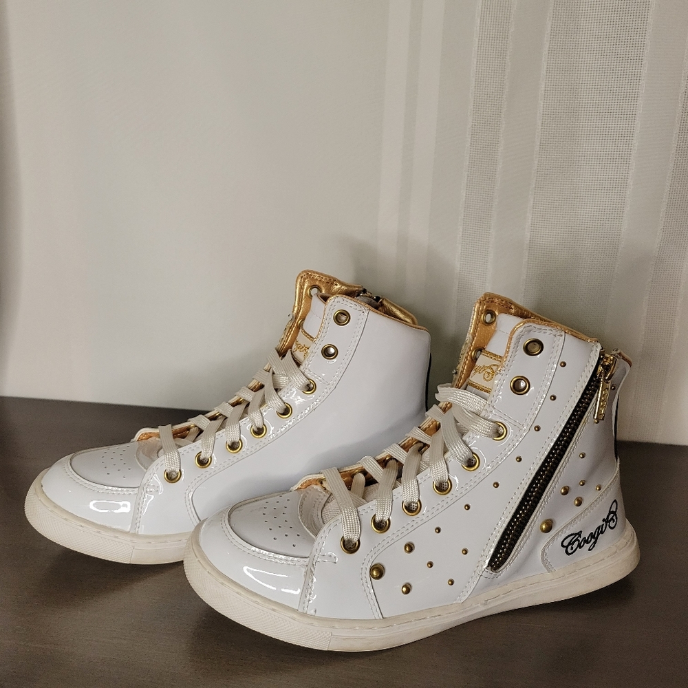 Vintage Coogi White And Gold Sneaker Shoe - Gem